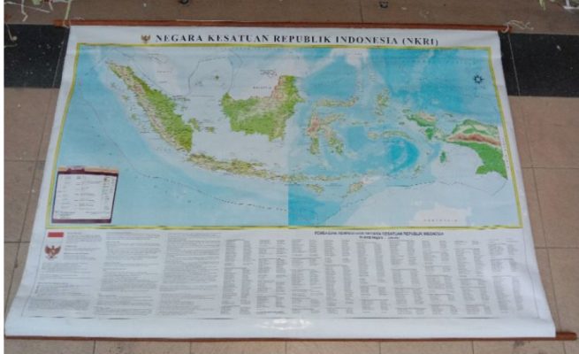 Peta bingkai sedang ukuran 90cm x 125cm tersedia Indonesia dan Dunia ...
